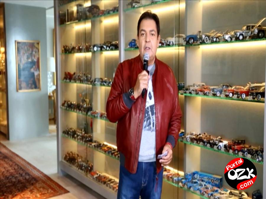 Faustão mostra coleção de miniaturas e objetos esportivos: 'Muita gente ...